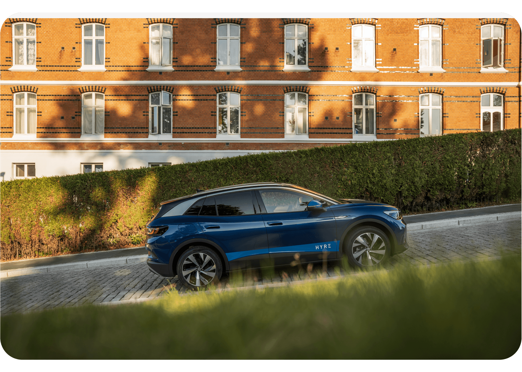 Hyre | Simplier car sharing with your smartphone from 69,- per hour